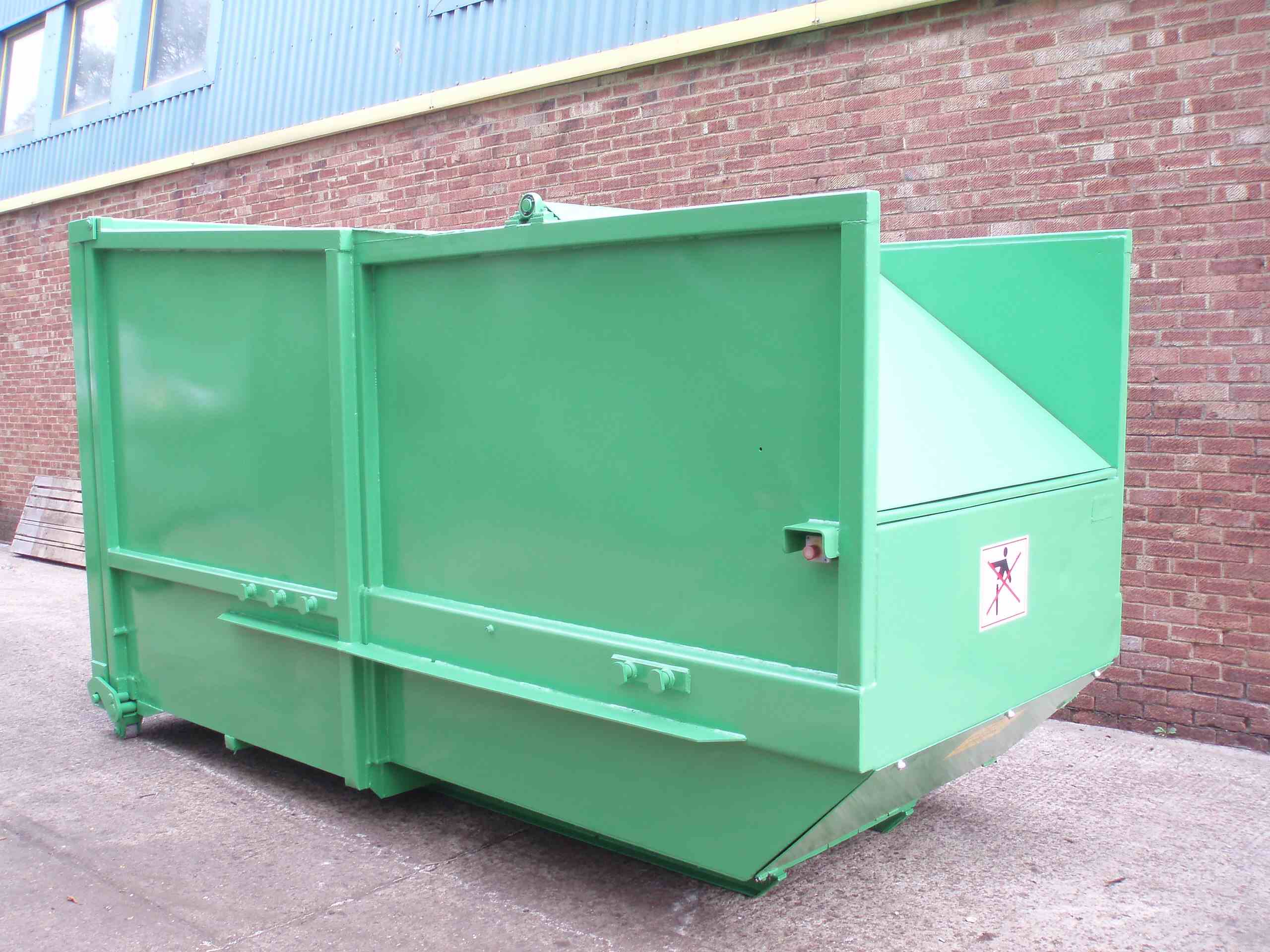 Avermann 10P Portable Compactor | Kenburn Waste Management