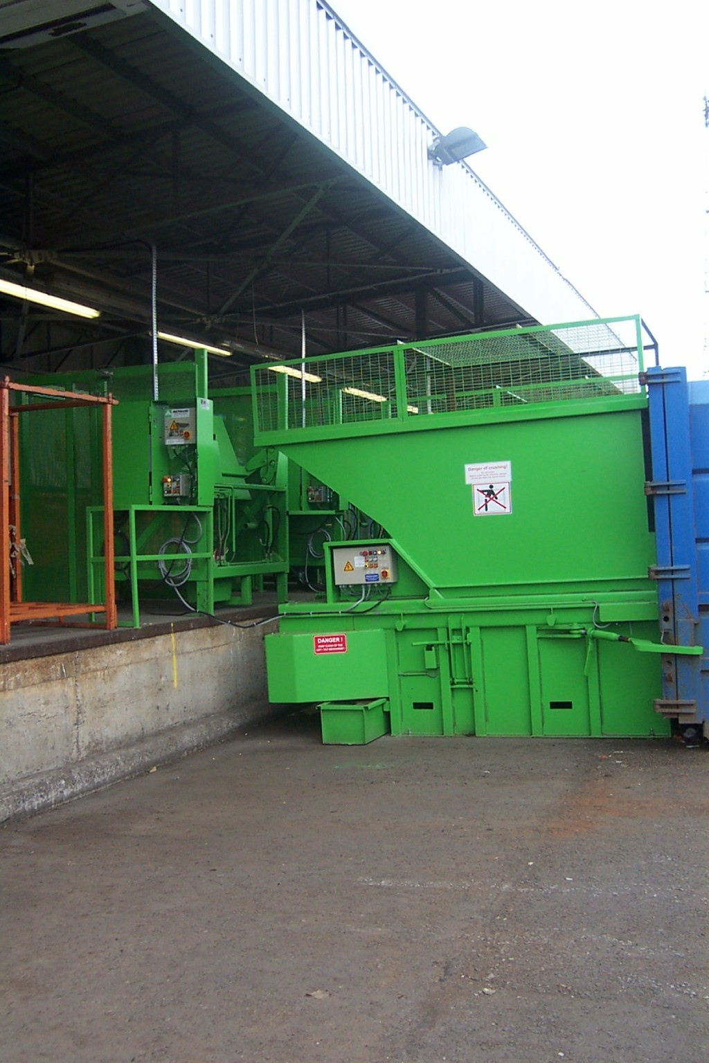 Avermann SP16 Static Compactor | Kenburn Waste Management